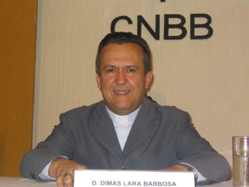 Dom Dimas leva projeto 1 Milhão de Bíblias ao Regional Norte 2 - CNBB