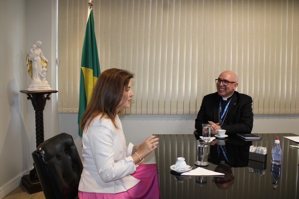 Daniela Teixeira, indicada ao cargo de ministra do STJ, faz visita ...