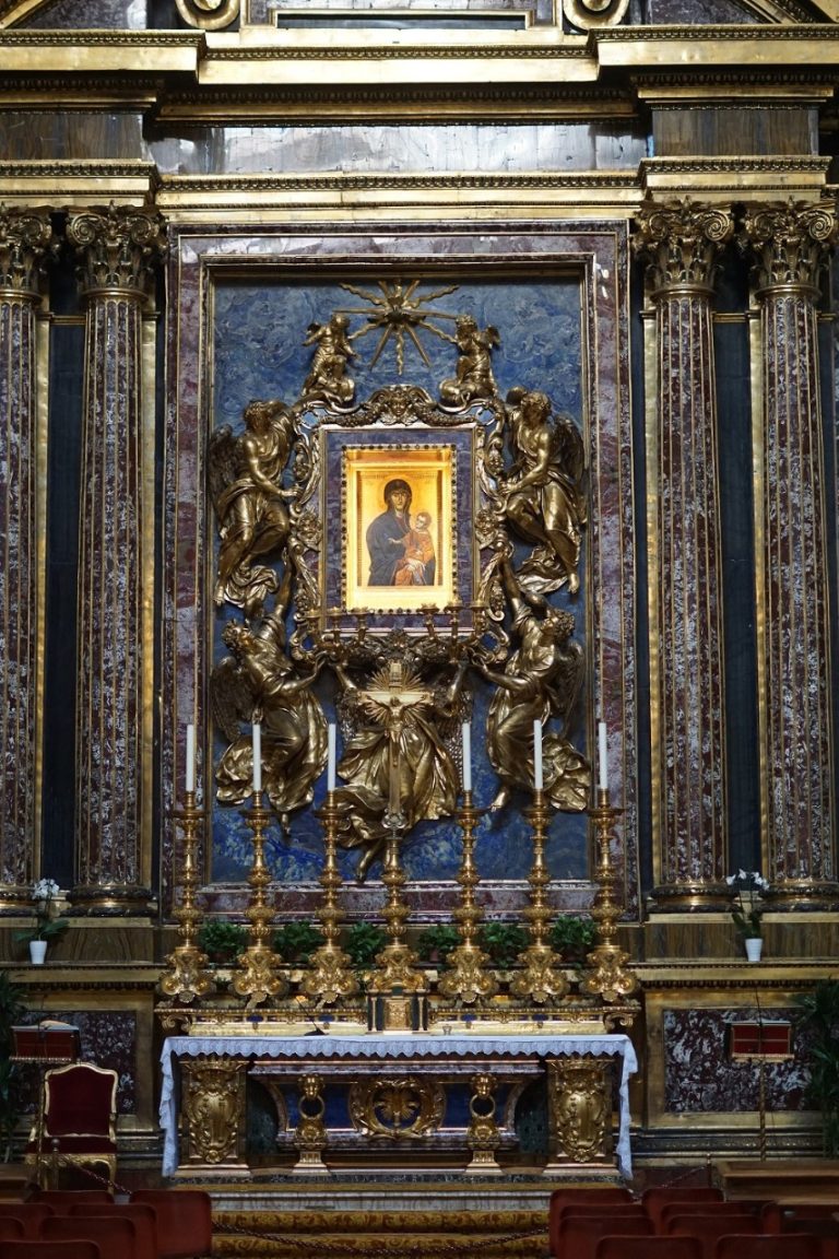 A Basílica de Santa Maria Maior, onde o Papa foi enterrado, abriga ...